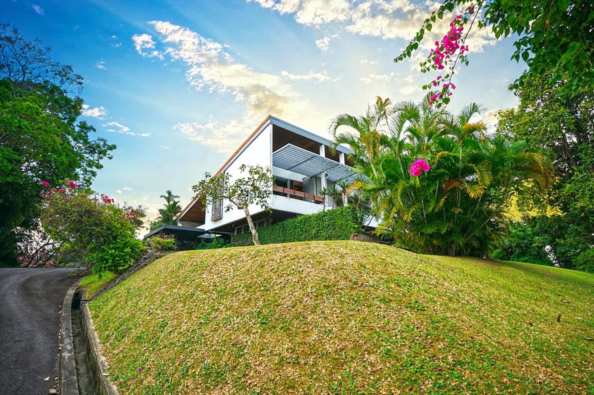 Dalvey Road Mansions Home to Exclusive Good Class Bungalow Living