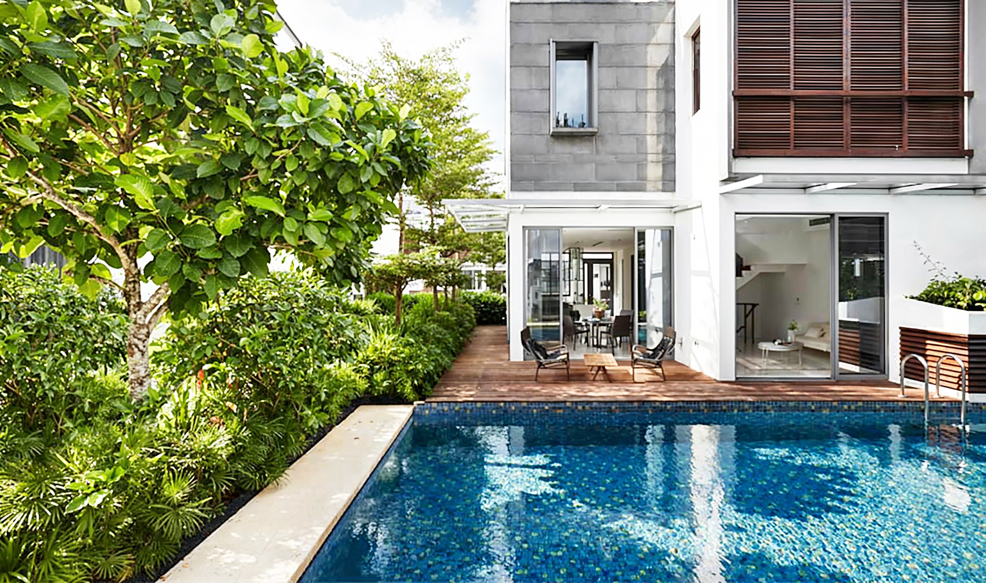 Cluster Houses in Singapore Blend of Privacy and Community Living